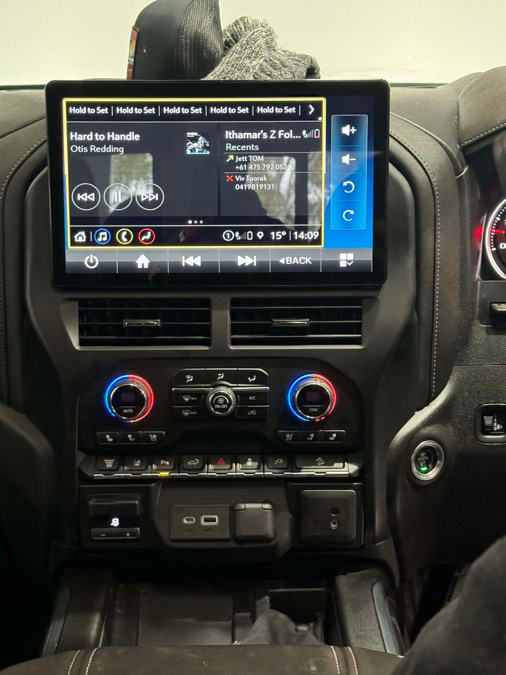 2019-2026 Silverado/Sierra 13.1 inch screen upgrade – Z Innovations